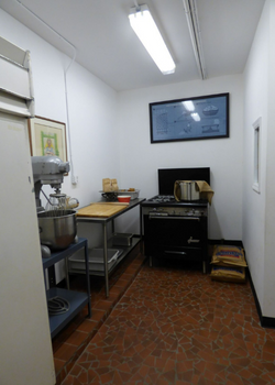 Vintage Waffle House, History and Locations - DeKalb History Center