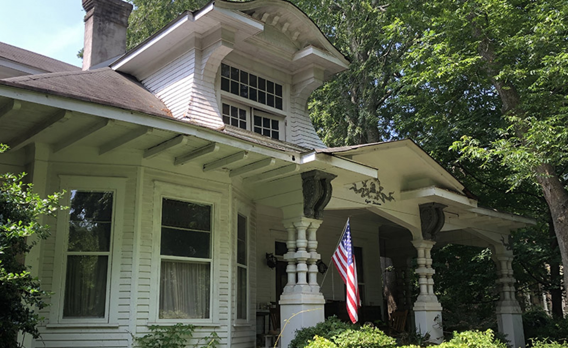 The Death House, Queen Anne Style in Decatur - DeKalb History Center